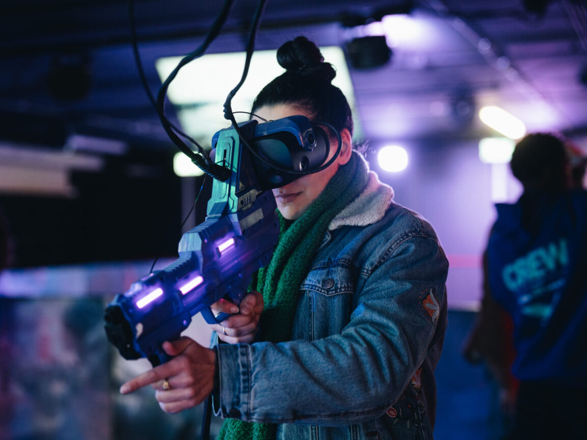 What to expect - A'DAM VR Game & Race Park